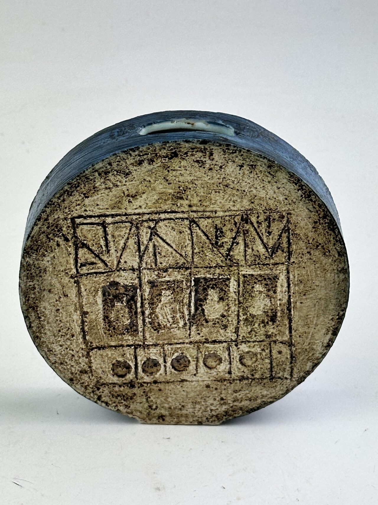 TROIKA POTTERY small wheel vase with abstract patterns. MP Monogram to ...